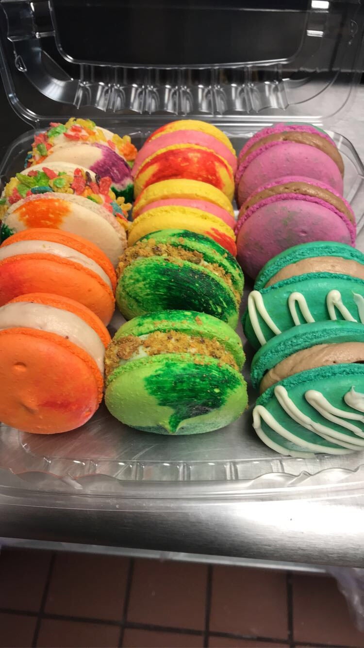 12-Pack Macarons | 808 Cheesecake